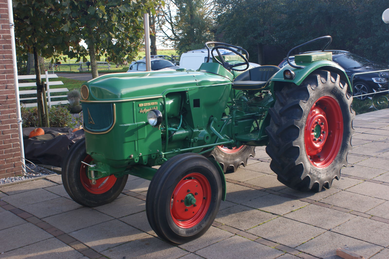 Deutz D 2505 - Oude Trekker Rijden.nl